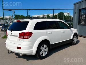 Balts Dodge Journey 2010 Rīga, ar dzinēja tilpumu 2.70 L un nobraukumu 240 tūkst. km par 2890 €, foto 8 vietnē AUTOMOTO.COM.LV