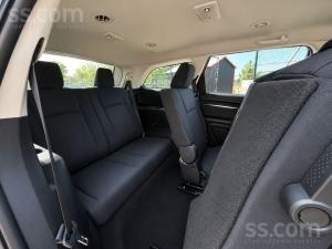 Balts Dodge Journey 2010 Rīga, ar dzinēja tilpumu 2.70 L un nobraukumu 240 tūkst. km par 2890 €, foto 11 vietnē AUTOMOTO.COM.LV