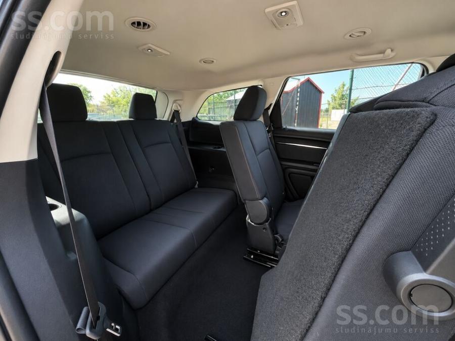 Balts Dodge Journey 2010 Rīga, ar dzinēja tilpumu 2.70 L un nobraukumu 240 tūkst. km par 2890 €, foto 11 vietnē AUTOMOTO.COM.LV