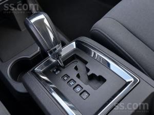 Balts Dodge Journey 2010 Rīga, ar dzinēja tilpumu 2.70 L un nobraukumu 240 tūkst. km par 2890 €, foto 20 vietnē AUTOMOTO.COM.LV