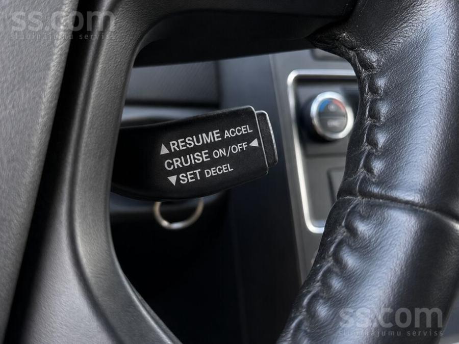 Balts Dodge Journey 2010 Rīga, ar dzinēja tilpumu 2.70 L un nobraukumu 240 tūkst. km par 2890 €, foto 22 vietnē AUTOMOTO.COM.LV