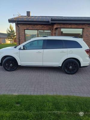 Balts Dodge Journey 2018 Šauļi, ar dzinēja tilpumu 3.60 L un nobraukumu 161 tūkst. km par 11800 €, foto 8 vietnē AUTOMOTO.COM.LV