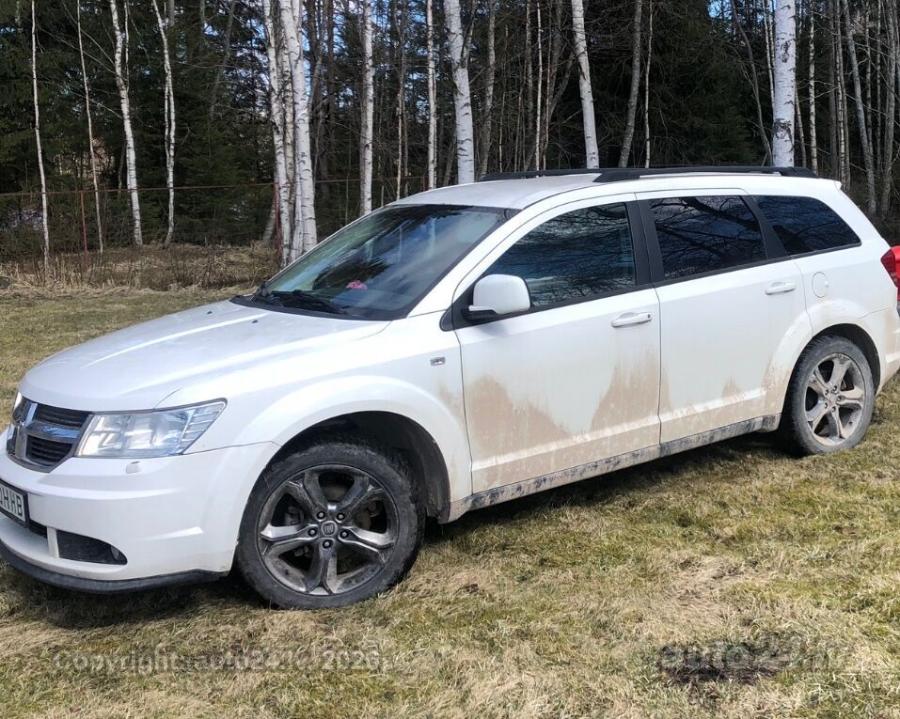 Balts Dodge Journey 2010 Tallina, ar dzinēja tilpumu 2.00 L un nobraukumu 245 tūkst. km par 2999 €, foto 2 vietnē AUTOMOTO.COM.LV