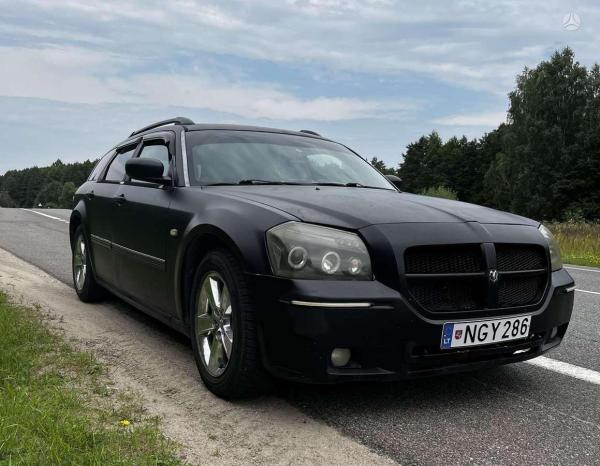 Черный Додж Магнум 2006 в Электренай, объемом двигателя 3.52 л и пробегом 330 тыс. км за 3100 €, фото 1 на AUTOMOTO.COM.LV