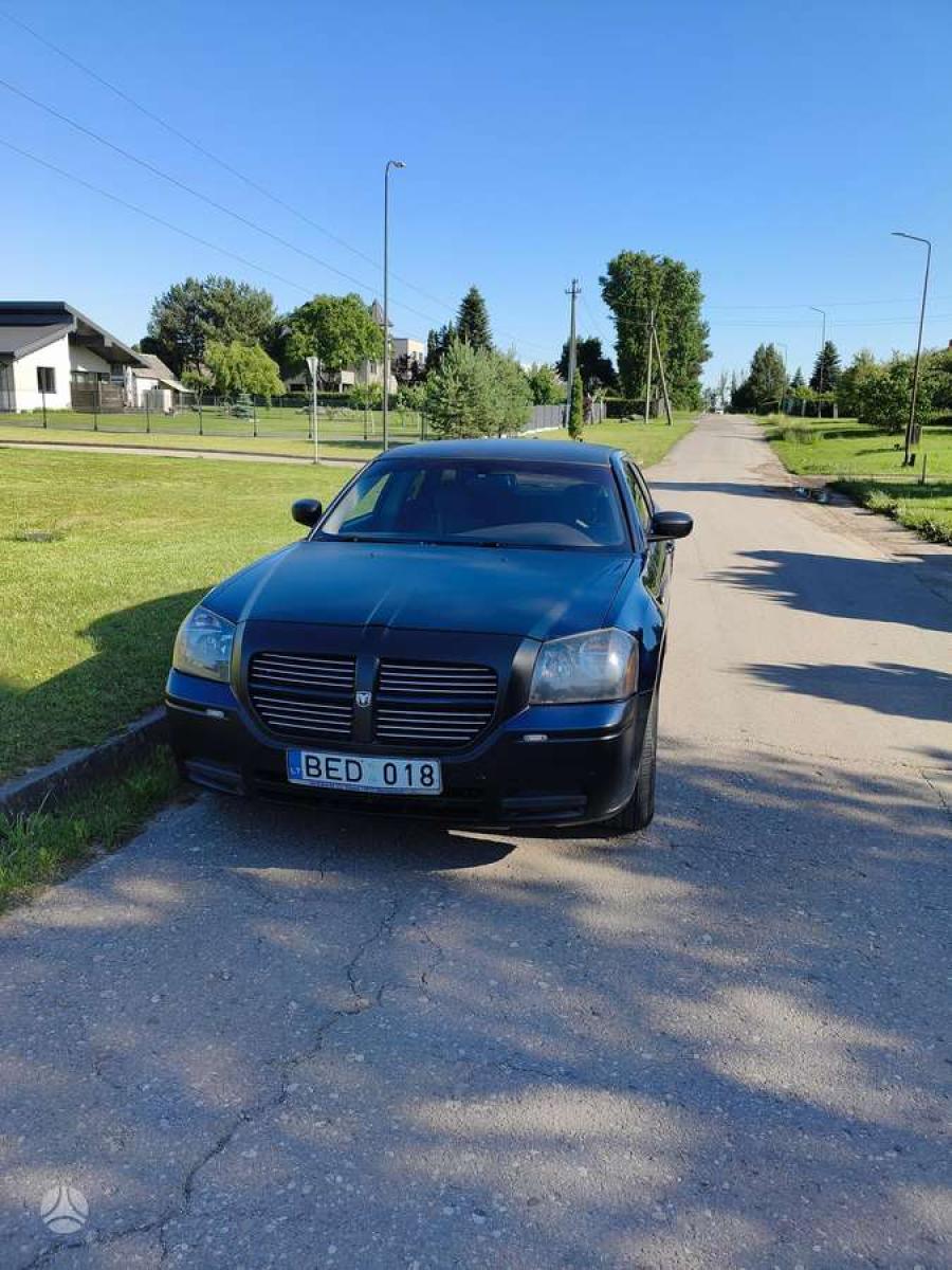 Blue Dodge Magnum 2005 in Kaunas, with an engine capacity of 2.74 L and mileage of 202 thousand km for 2999 €, photo 3 on AUTOMOTO.COM.LV