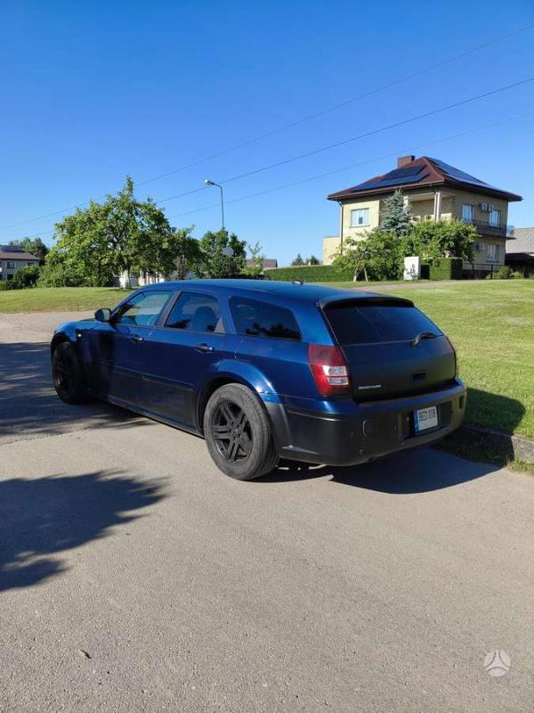 Blue Dodge Magnum 2005 in Kaunas, with an engine capacity of 2.74 L and mileage of 202 thousand km for 2999 €, photo 5 on AUTOMOTO.COM.LV