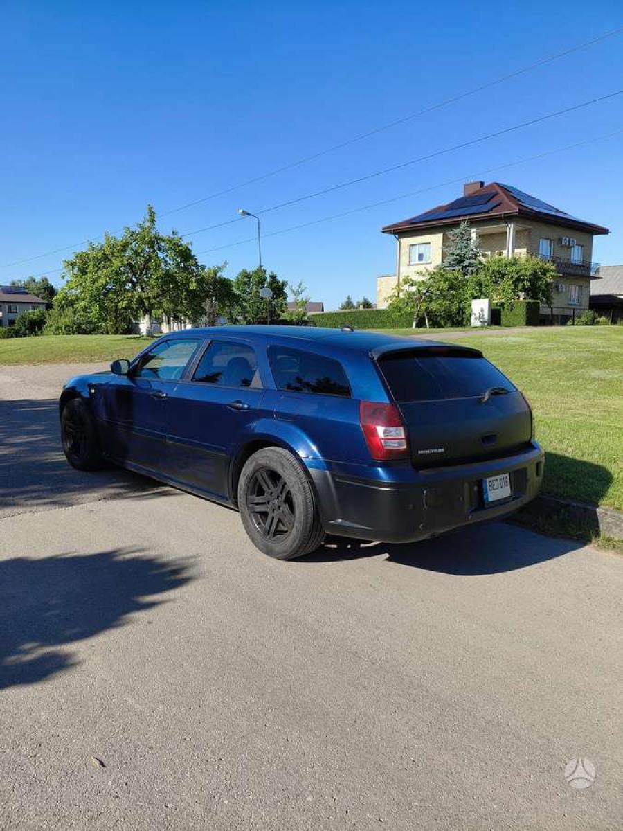 Blue Dodge Magnum 2005 in Kaunas, with an engine capacity of 2.74 L and mileage of 202 thousand km for 2999 €, photo 6 on AUTOMOTO.COM.LV