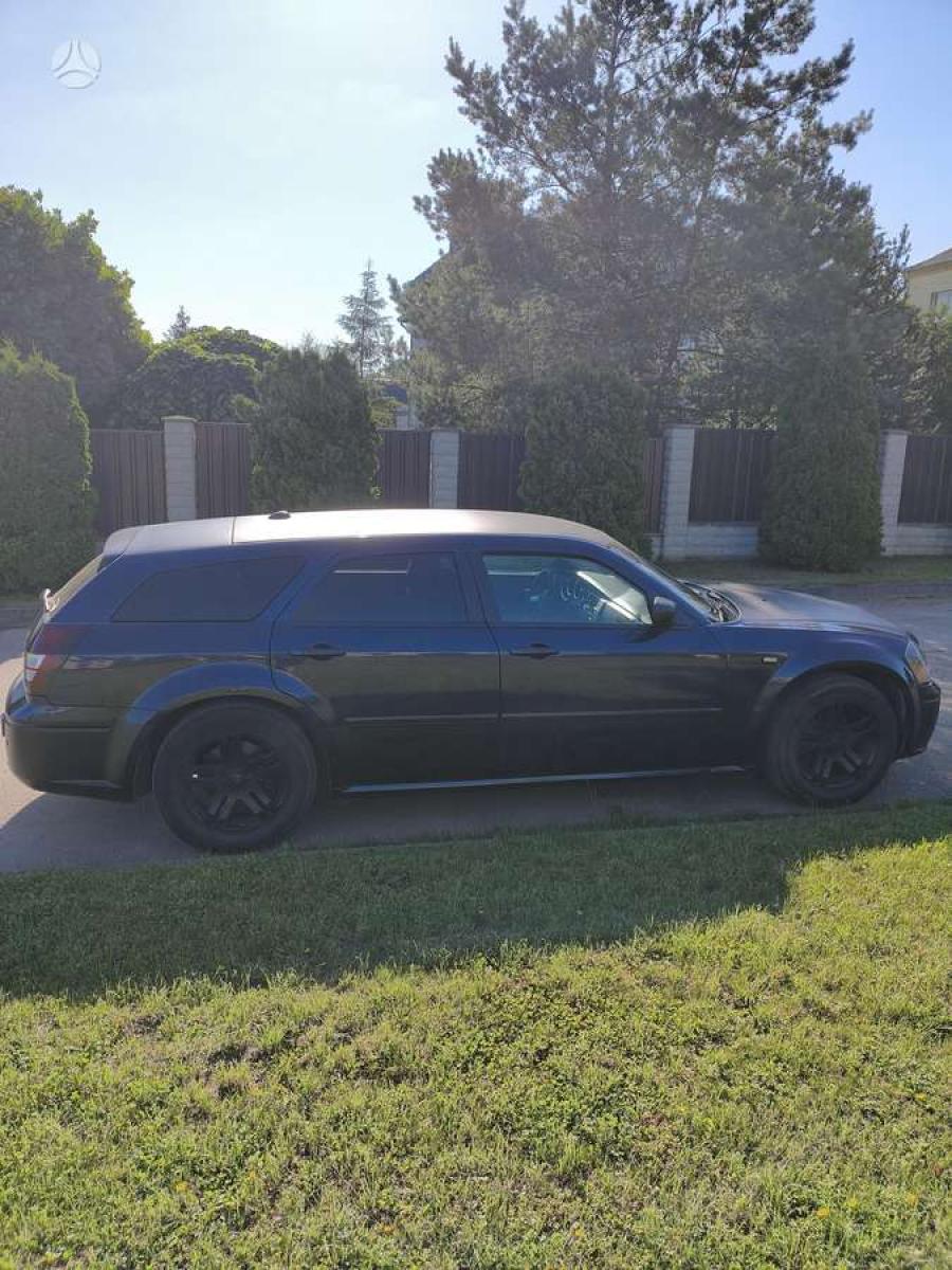 Blue Dodge Magnum 2005 in Kaunas, with an engine capacity of 2.74 L and mileage of 202 thousand km for 2999 €, photo 9 on AUTOMOTO.COM.LV
