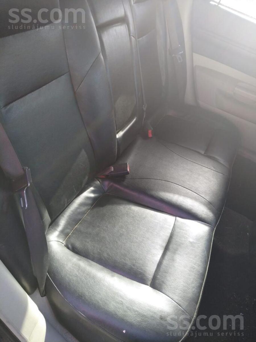 Zils Dodge Magnum 2006 Rīga, ar dzinēja tilpumu 3.50 L un nobraukumu 250 tūkst. km par 3450 €, foto 9 vietnē AUTOMOTO.COM.LV