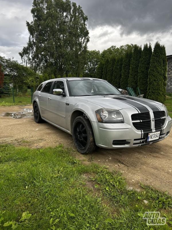 Pelēks Dodge Magnum 2005 Šauļi, ar dzinēja tilpumu 2.70 L un nobraukumu 239 tūkst. km par 1000 €, foto 2 vietnē AUTOMOTO.COM.LV