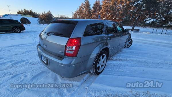 Pelēks Dodge Magnum 2007 Tallina, ar dzinēja tilpumu 3.50 L un nobraukumu 81 tūkst. km par 4500 €, foto 6 vietnē AUTOMOTO.COM.LV