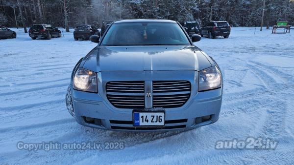 Pelēks Dodge Magnum 2007 Tallina, ar dzinēja tilpumu 3.50 L un nobraukumu 81 tūkst. km par 4500 €, foto 9 vietnē AUTOMOTO.COM.LV