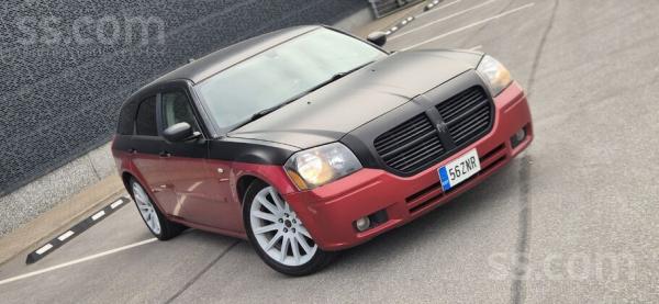 Sarkans Dodge Magnum 2005 Tallina, ar dzinēja tilpumu 3.50 L un nobraukumu 265 tūkst. km par 2900 €, foto 1 vietnē AUTOMOTO.COM.LV