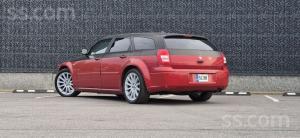 Red Dodge Magnum 2005 in Tallinn, with an engine capacity of 3.50 L and mileage of 265 thousand km for 2900 €, photo 2 on AUTOMOTO.COM.LV