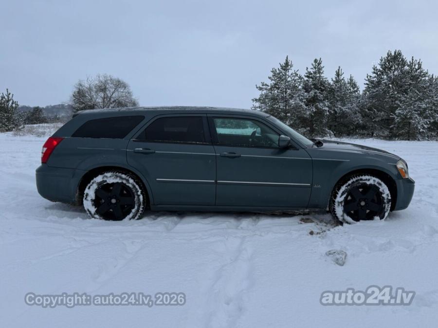 Dodge Magnum 2005 in Daugavpils, with an engine capacity of 3.50 L and mileage of 115 thousand km for 6000 €, photo 3 on AUTOMOTO.COM.LV