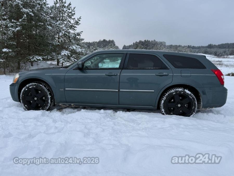 Dodge Magnum 2005 in Daugavpils, with an engine capacity of 3.50 L and mileage of 115 thousand km for 6000 €, photo 5 on AUTOMOTO.COM.LV