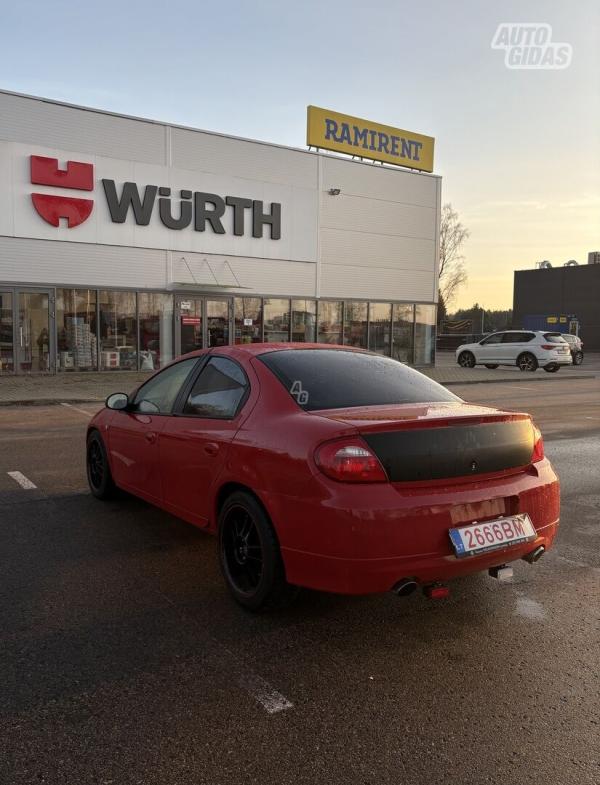 Sarkans Dodge Neon 2005 Kauņa, ar dzinēja tilpumu 2.40 L un nobraukumu 127 tūkst. km par 4000 €, foto 1 vietnē AUTOMOTO.COM.LV