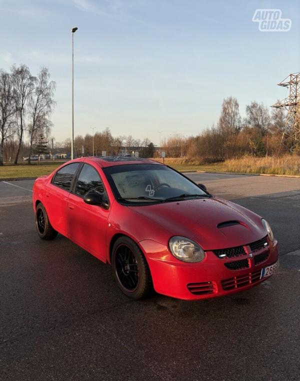 Sarkans Dodge Neon 2005 Kauņa, ar dzinēja tilpumu 2.40 L un nobraukumu 127 tūkst. km par 4000 €, foto 3 vietnē AUTOMOTO.COM.LV