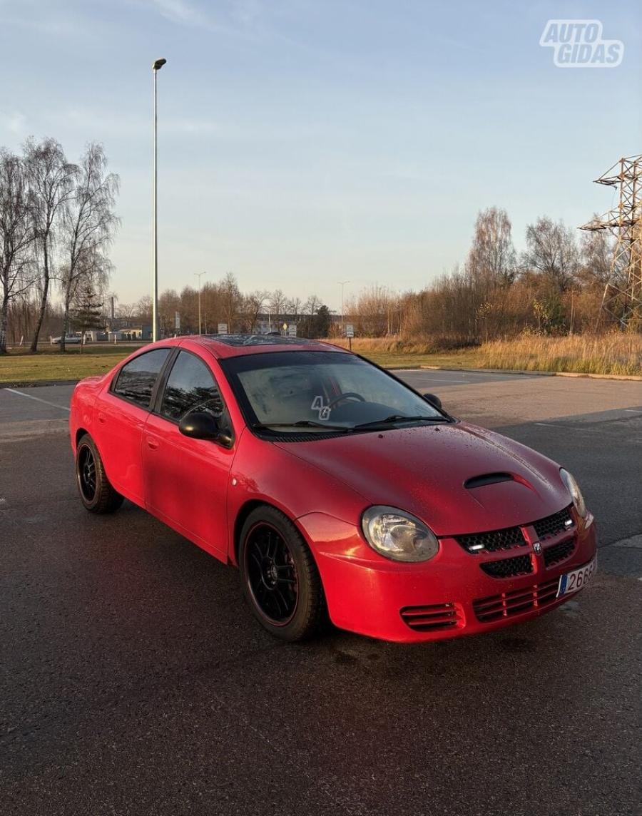 Red Dodge Neon 2005 in Kaunas, with an engine capacity of 2.40 L and mileage of 127 thousand km for 4000 €, photo 3 on AUTOMOTO.COM.LV