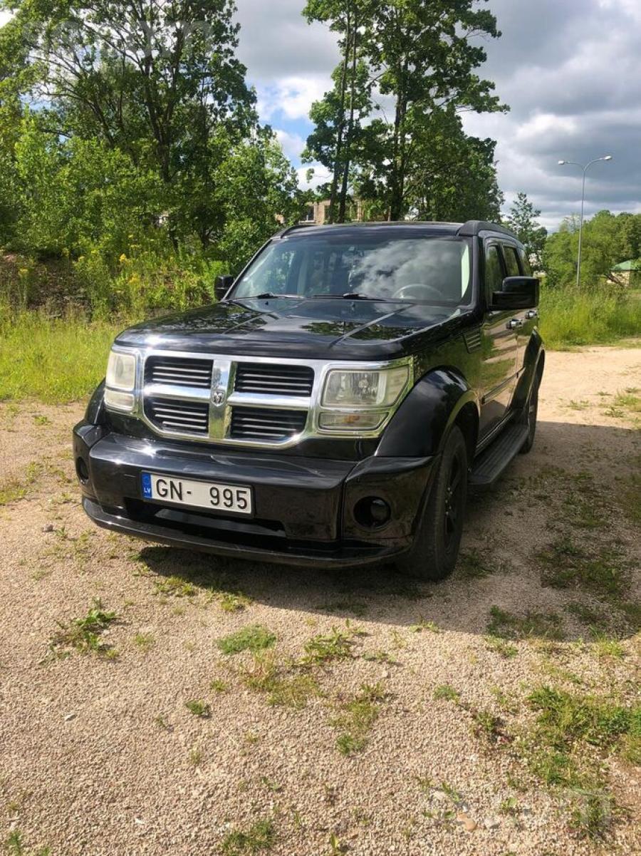 Black Dodge Nitro 2007 in Riga, with an engine capacity of 2.80 L and mileage of 0 thousand km for 3990 €, photo 1 on AUTOMOTO.COM.LV