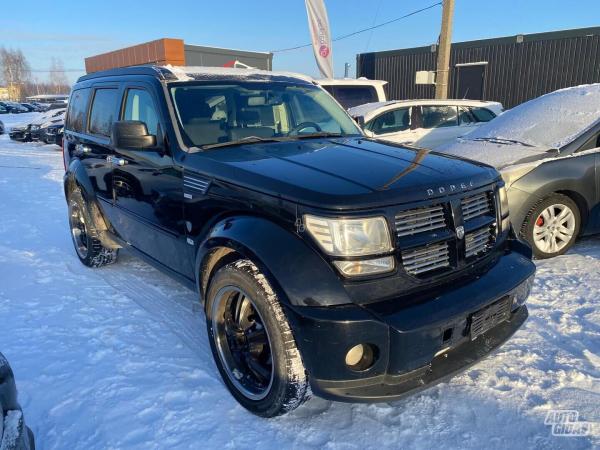 Black Dodge Nitro 2007 in Panevezys, with an engine capacity of 2.80 L and mileage of 220 thousand km for 4600 €, photo 1 on AUTOMOTO.COM.LV