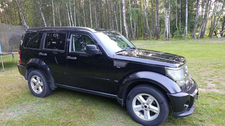 Melns Dodge Nitro 2007 Kauņa, ar dzinēja tilpumu 2.78 L un nobraukumu 0 tūkst. km par 3700 €, foto 6 vietnē AUTOMOTO.COM.LV