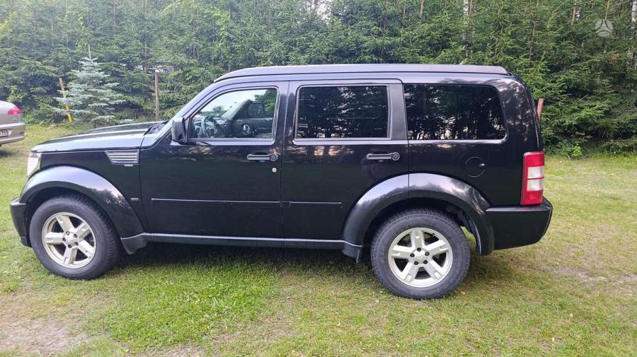 Melns Dodge Nitro 2007 Kauņa, ar dzinēja tilpumu 2.78 L un nobraukumu 0 tūkst. km par 3700 €, foto 7 vietnē AUTOMOTO.COM.LV