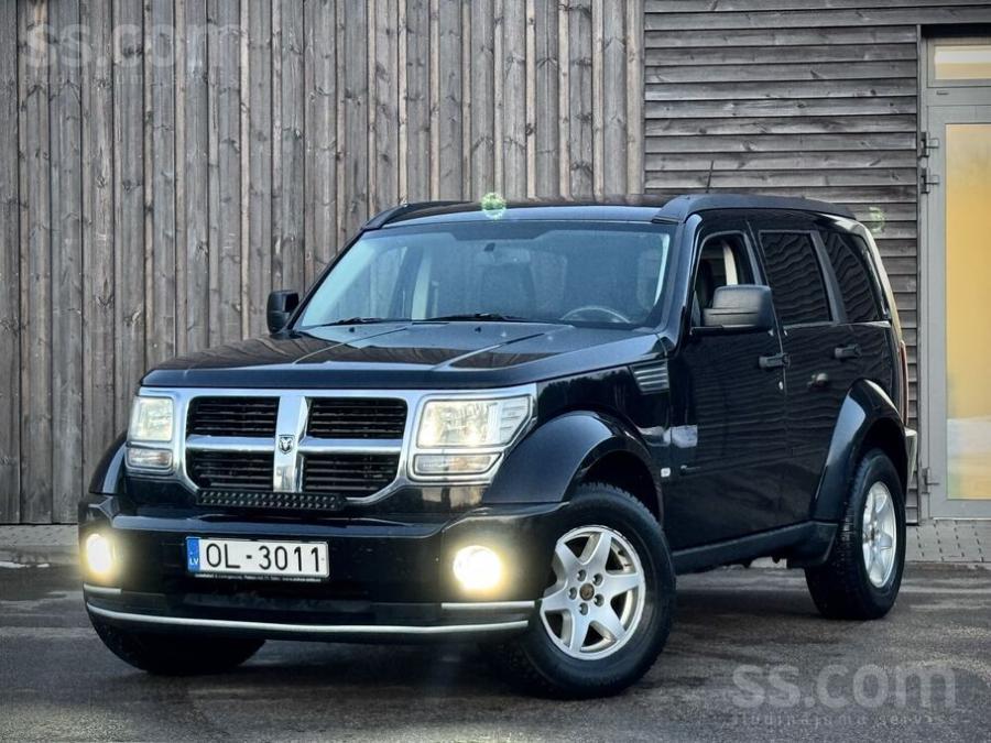 Melns Dodge Nitro 2007 Rīga, ar dzinēja tilpumu 2.80 L un nobraukumu 328 tūkst. km par 4900 €, foto 6 vietnē AUTOMOTO.COM.LV
