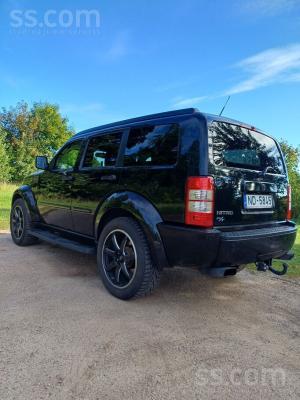 Melns Dodge Nitro 2008 Talsi, ar dzinēja tilpumu 2.80 L un nobraukumu 277 tūkst. km par 5500 €, foto 5 vietnē AUTOMOTO.COM.LV
