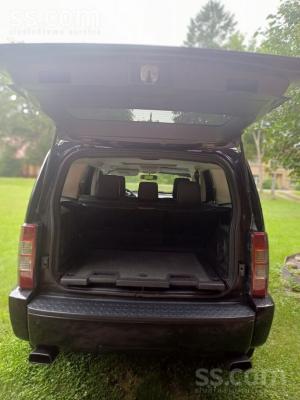 Melns Dodge Nitro 2008 Talsi, ar dzinēja tilpumu 2.80 L un nobraukumu 277 tūkst. km par 5500 €, foto 13 vietnē AUTOMOTO.COM.LV
