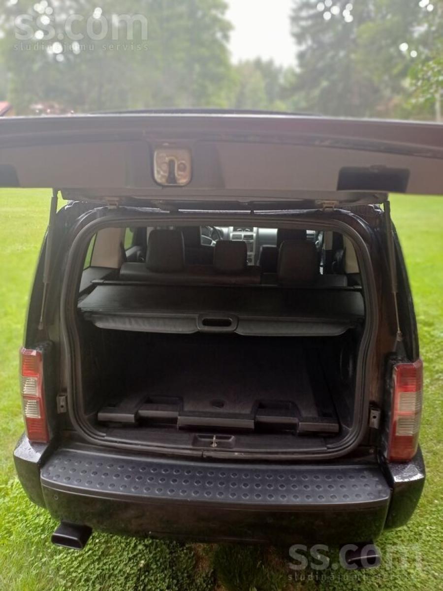 Melns Dodge Nitro 2008 Talsi, ar dzinēja tilpumu 2.80 L un nobraukumu 277 tūkst. km par 5500 €, foto 15 vietnē AUTOMOTO.COM.LV