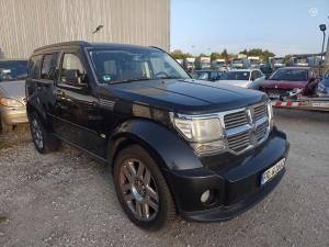 Melns Dodge Nitro 2009 Kauņa, ar dzinēja tilpumu 2.77 L un nobraukumu 240 tūkst. km par 1999 €, foto 3 vietnē AUTOMOTO.COM.LV