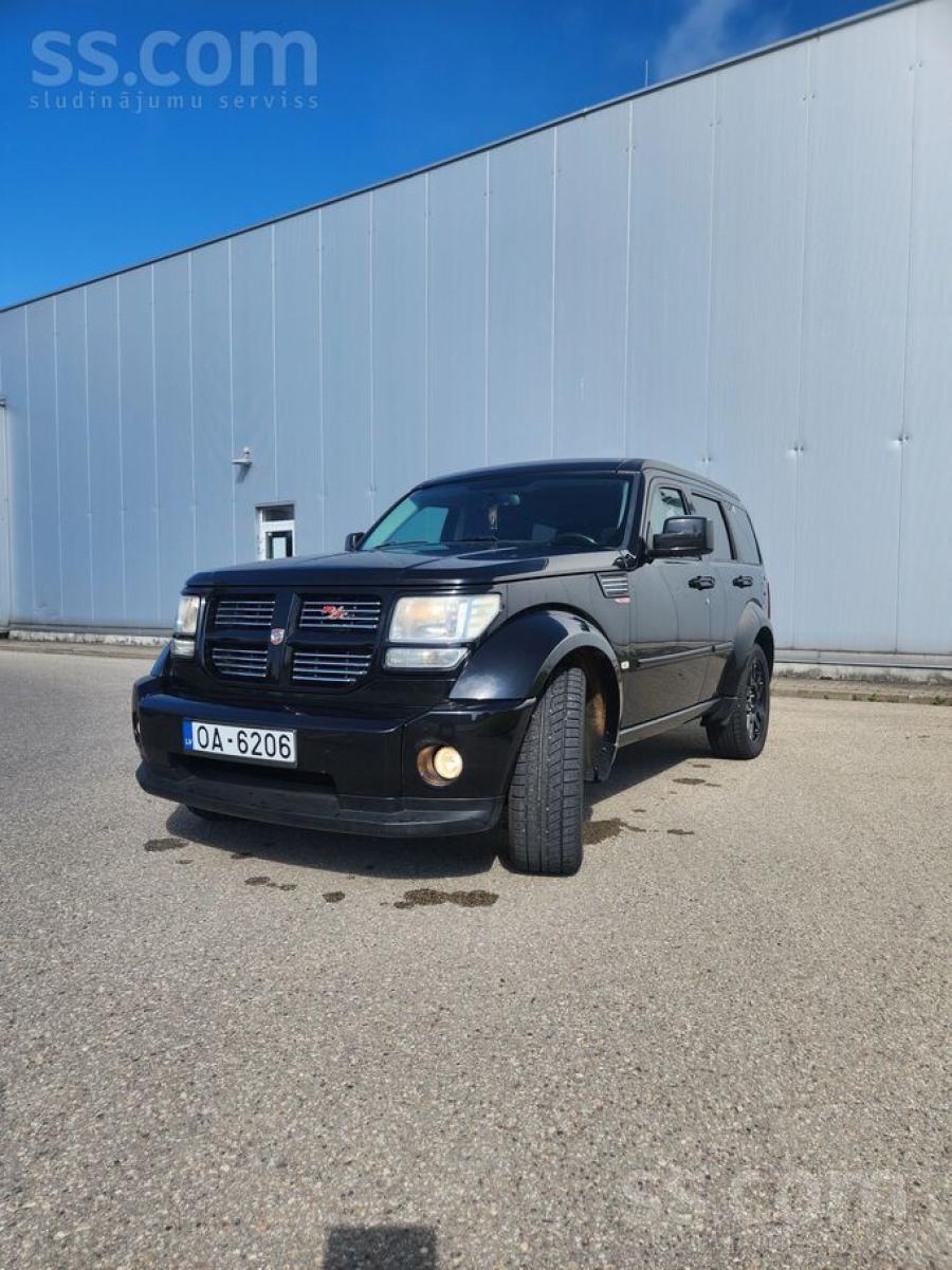 Melns Dodge Nitro 2009 Rīga, ar dzinēja tilpumu 2.80 L un nobraukumu 305 tūkst. km par 5499 €, foto 1 vietnē AUTOMOTO.COM.LV