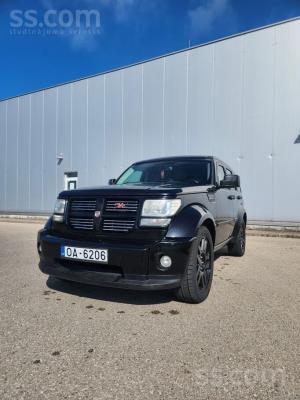 Melns Dodge Nitro 2009 Rīga, ar dzinēja tilpumu 2.80 L un nobraukumu 305 tūkst. km par 5499 €, foto 3 vietnē AUTOMOTO.COM.LV