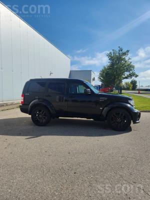 Melns Dodge Nitro 2009 Rīga, ar dzinēja tilpumu 2.80 L un nobraukumu 305 tūkst. km par 5499 €, foto 5 vietnē AUTOMOTO.COM.LV