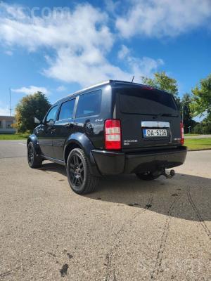 Melns Dodge Nitro 2009 Rīga, ar dzinēja tilpumu 2.80 L un nobraukumu 305 tūkst. km par 5499 €, foto 7 vietnē AUTOMOTO.COM.LV