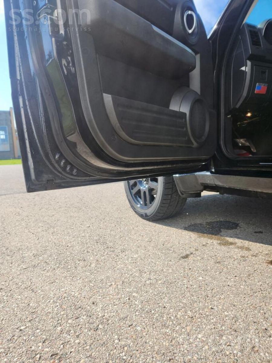 Melns Dodge Nitro 2009 Rīga, ar dzinēja tilpumu 2.80 L un nobraukumu 305 tūkst. km par 5499 €, foto 12 vietnē AUTOMOTO.COM.LV