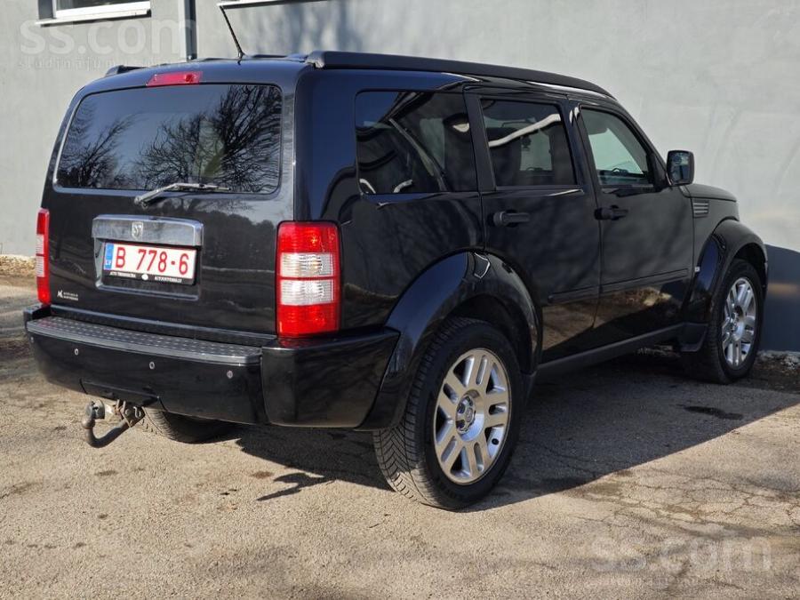 Melns Dodge Nitro 2010 Ogre, ar dzinēja tilpumu 2.80 L un nobraukumu 208 tūkst. km par 6275 €, foto 8 vietnē AUTOMOTO.COM.LV