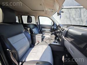 Melns Dodge Nitro 2010 Ogre, ar dzinēja tilpumu 2.80 L un nobraukumu 208 tūkst. km par 6275 €, foto 11 vietnē AUTOMOTO.COM.LV