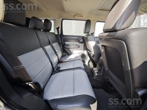 Melns Dodge Nitro 2010 Ogre, ar dzinēja tilpumu 2.80 L un nobraukumu 208 tūkst. km par 6275 €, foto 12 vietnē AUTOMOTO.COM.LV