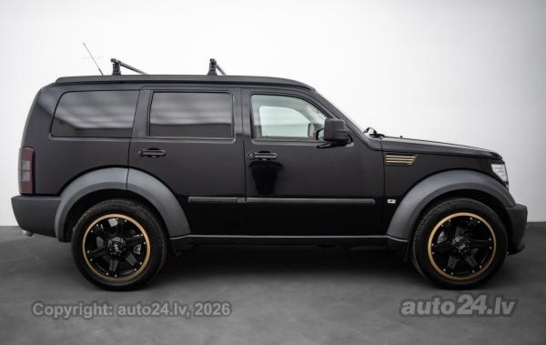 Melns Dodge Nitro 2007 Tallina, ar dzinēja tilpumu 2.80 L un nobraukumu 141 tūkst. km par 4999 €, foto 4 vietnē AUTOMOTO.COM.LV