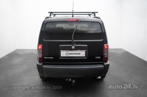 Melns Dodge Nitro 2007 Tallina, ar dzinēja tilpumu 2.80 L un nobraukumu 141 tūkst. km par 4999 €, foto 7 vietnē AUTOMOTO.COM.LV