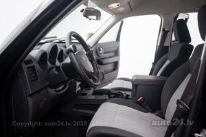 Melns Dodge Nitro 2007 Tallina, ar dzinēja tilpumu 2.80 L un nobraukumu 141 tūkst. km par 4999 €, foto 9 vietnē AUTOMOTO.COM.LV