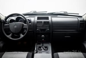 Melns Dodge Nitro 2007 Tallina, ar dzinēja tilpumu 2.80 L un nobraukumu 141 tūkst. km par 4999 €, foto 14 vietnē AUTOMOTO.COM.LV