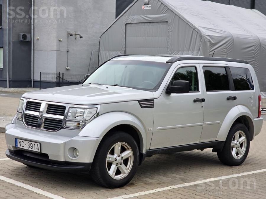 Dodge Nitro 2007 in Riga, with an engine capacity of 2.80 L and mileage of 223 thousand km for 4300 €, photo 8 on AUTOMOTO.COM.LV