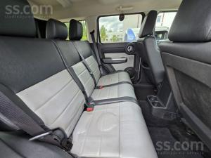Dodge Nitro 2007 in Riga, with an engine capacity of 2.80 L and mileage of 223 thousand km for 4300 €, photo 13 on AUTOMOTO.COM.LV