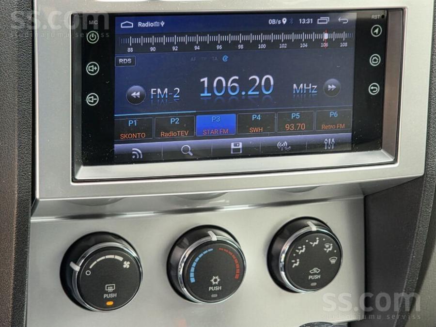 Dodge Nitro 2007 in Riga, with an engine capacity of 2.80 L and mileage of 223 thousand km for 4300 €, photo 17 on AUTOMOTO.COM.LV
