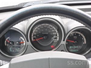 Dodge Nitro 2007 in Riga, with an engine capacity of 2.80 L and mileage of 223 thousand km for 4300 €, photo 19 on AUTOMOTO.COM.LV
