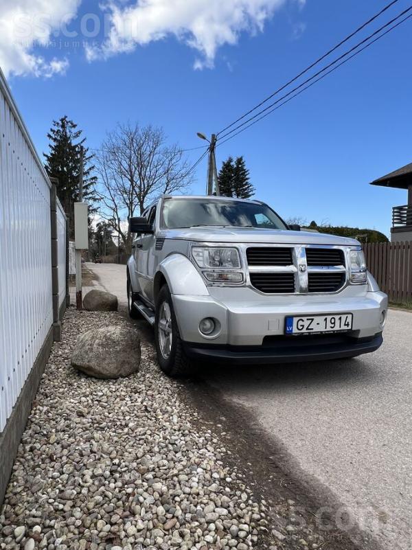 Dodge Nitro 2007 Jūrmala, ar dzinēja tilpumu 2.70 L un nobraukumu 268 tūkst. km par 5500 €, foto 1 vietnē AUTOMOTO.COM.LV