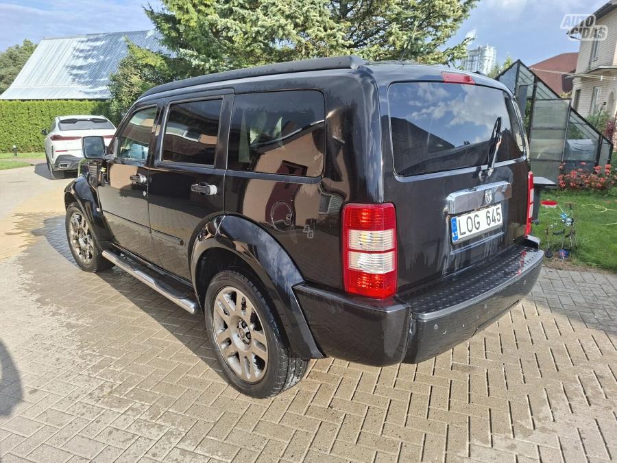 Додж Нитро 2007 в Вильнюс, объемом двигателя 2.80 л и пробегом 2 тыс. км за 3000 €, фото 3 на AUTOMOTO.COM.LV